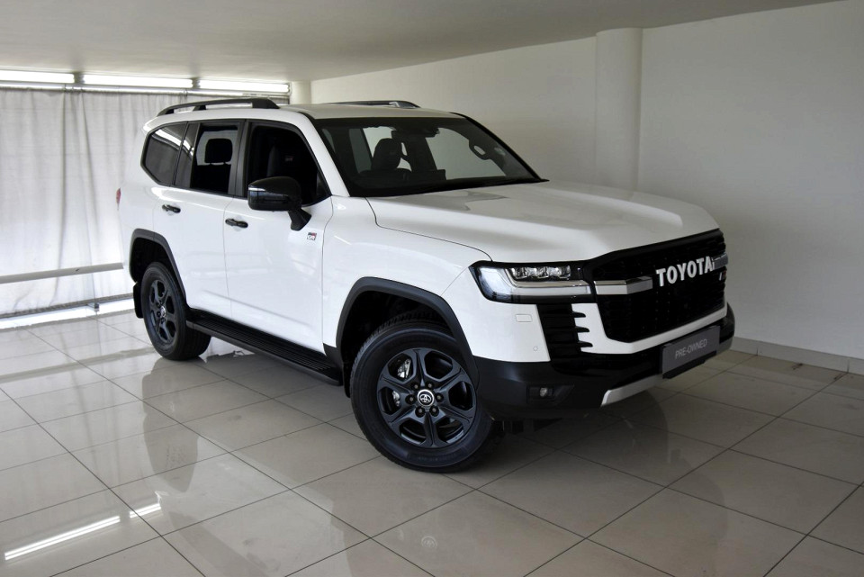 2023 Toyota Land Cruiser 300 V6 3.5T GR-S Q2FyTGlzdGluZzozOTA4ODg R1769900 | Avo Auto