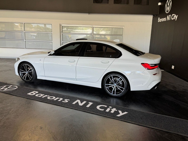 2022 BMW 318 - G20 318i G20 M-Sport Auto Q2FyTGlzdGluZzo0MTEwOTQ ...