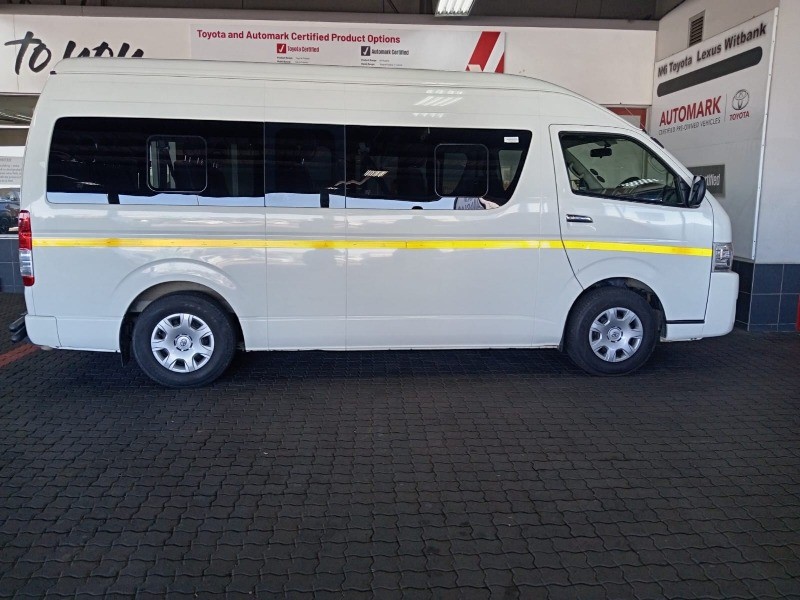 2023 Toyota Quantum HIACE 2.5 D-4D 14 Seat Q2FyTGlzdGluZzo1ODk4OTE ...