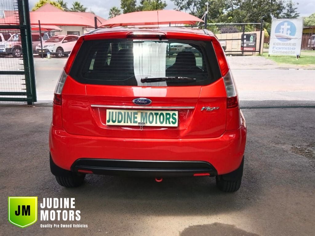 2014 Ford Figo 1.4i Trend 5-Door Hatch Back Q2FyTGlzdGluZzo1OTY4OTI ...