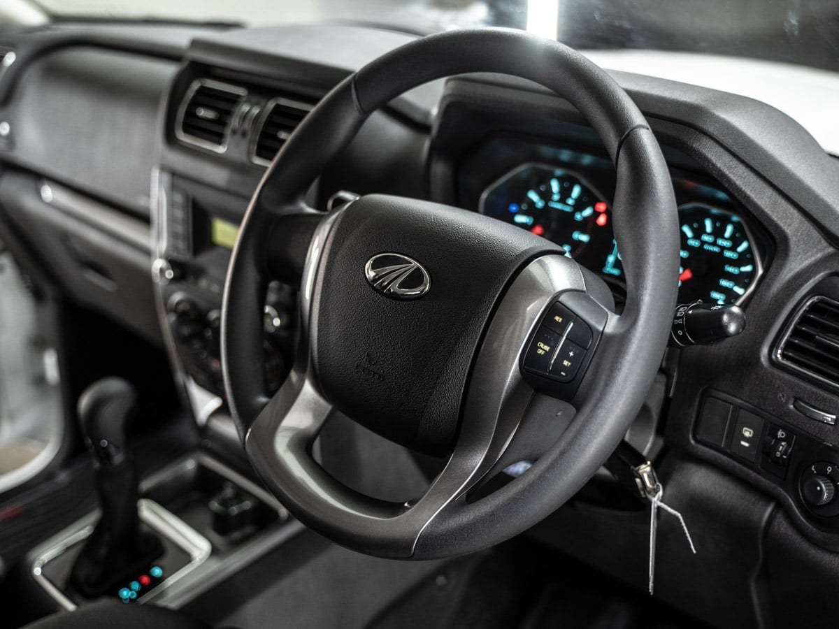 scorpio mhawk interior