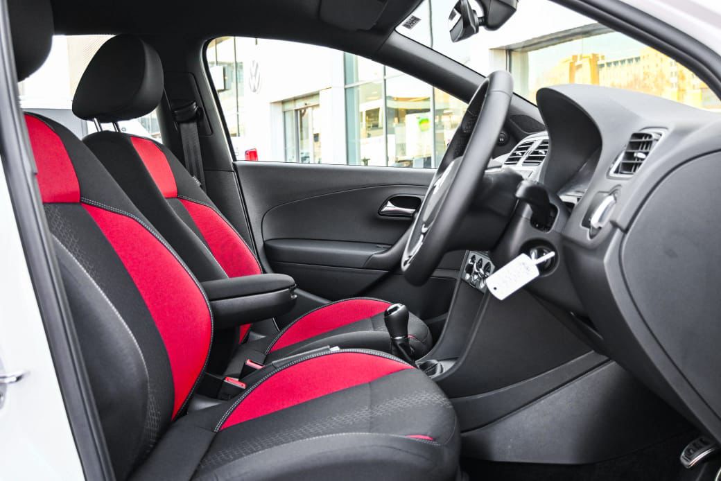 2025 Volkswagen VW Polo Vivo 1.0 TSi GT 5 Door Q2FyTGlzdGluZzo0OTQ2MTg ...