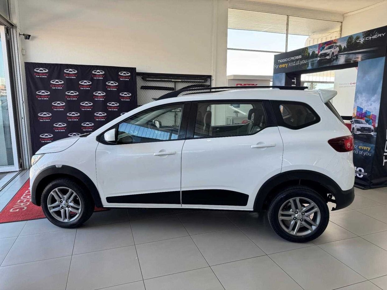 2021 Renault Triber 1.0 Intens Q2FyTGlzdGluZzo0NDQyMDU R169500 | Avo Auto