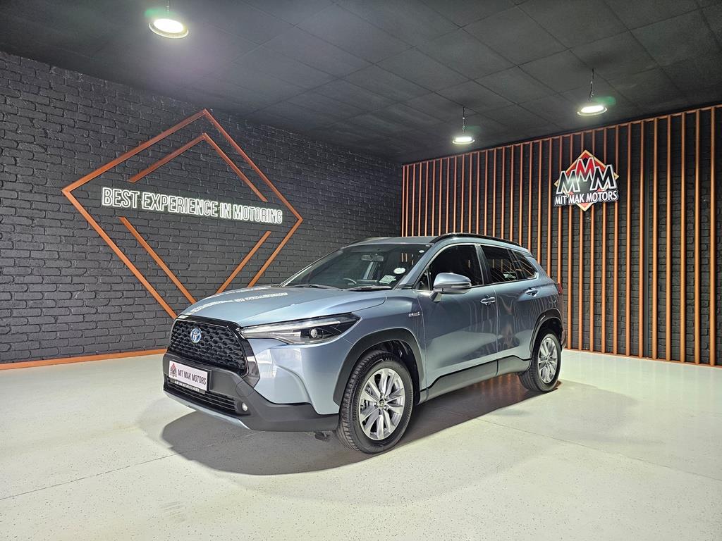 2023 Toyota Corolla Cross 1.8 XS Hybrid Q2FyTGlzdGluZzo0MTY1NDI R419900 | Avo Auto