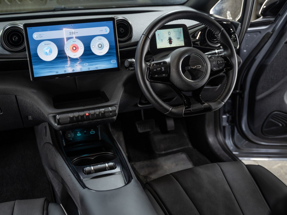 2025 BYD Dolphin Q2FyTGlzdGluZzo0NTMyNTQ R489890 | Avo Auto