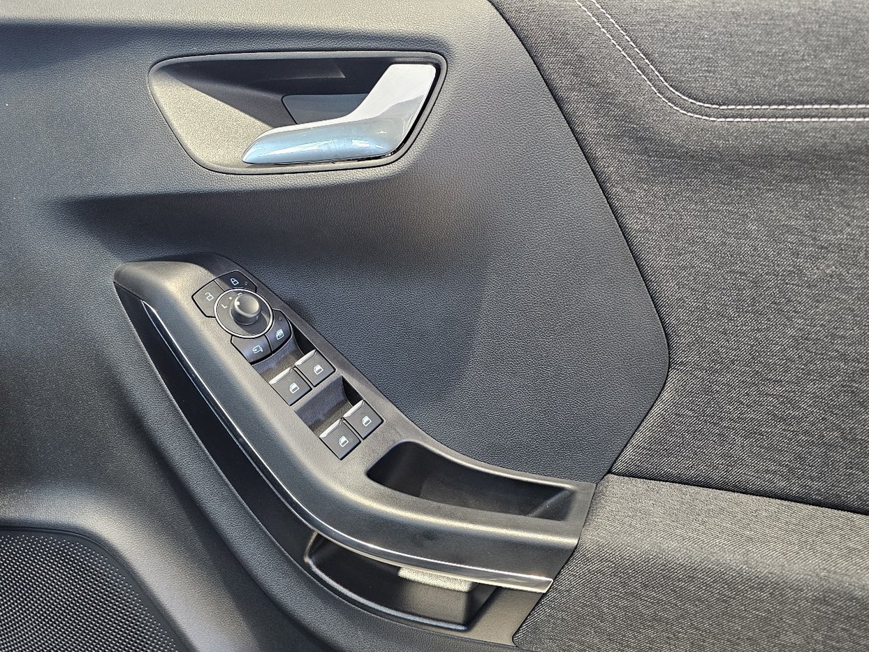 2025 Ford Puma 1.0 Ecoboost Titanium Auto Q2FyTGlzdGluZzo0OTYzNDk ...