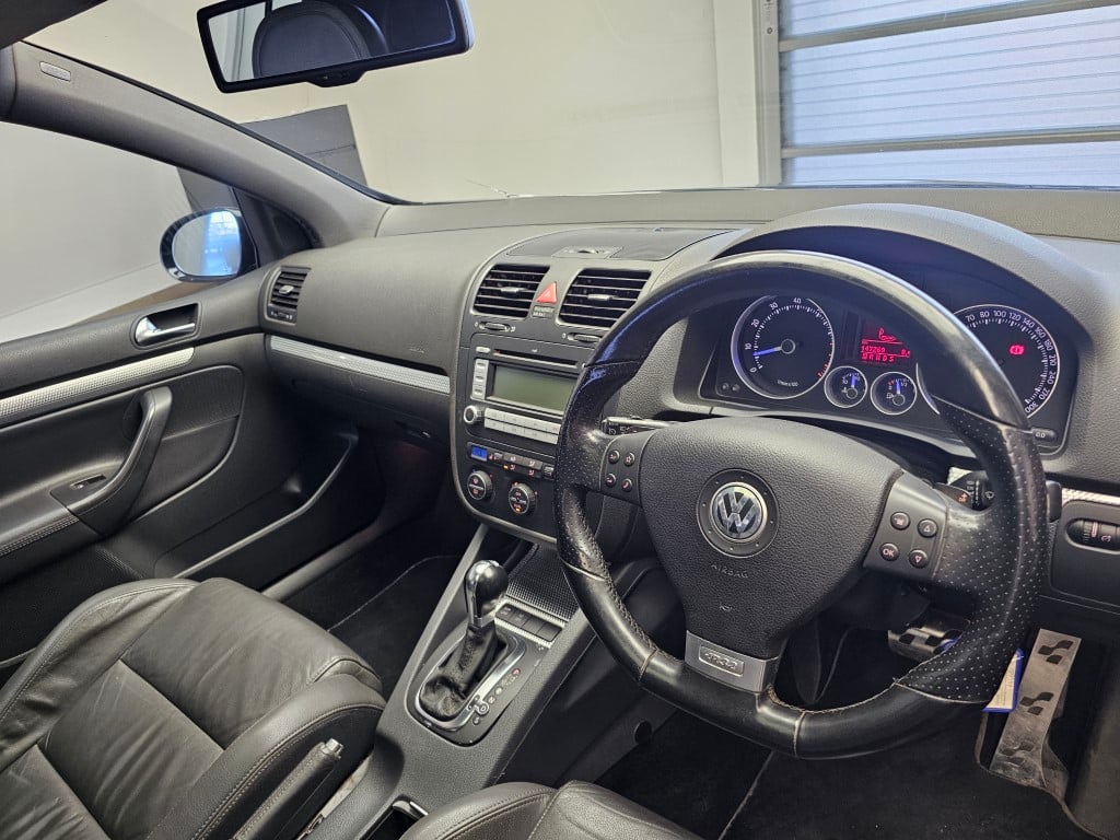 2009 Volkswagen VW Golf 5 R32 DSG Q2FyTGlzdGluZzo1MDU0Mzg R399900 | Avo ...