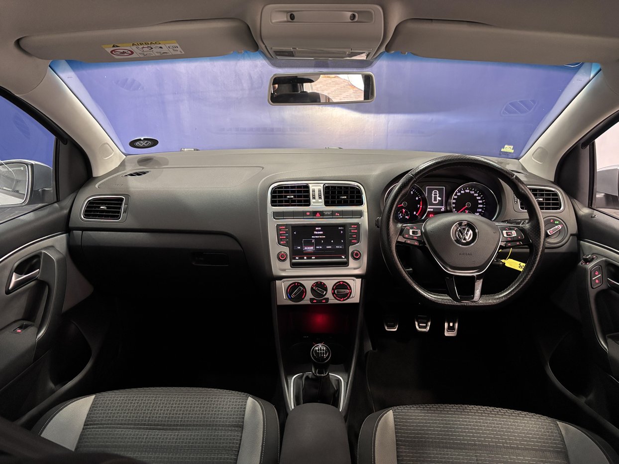 polo highline 2016 features