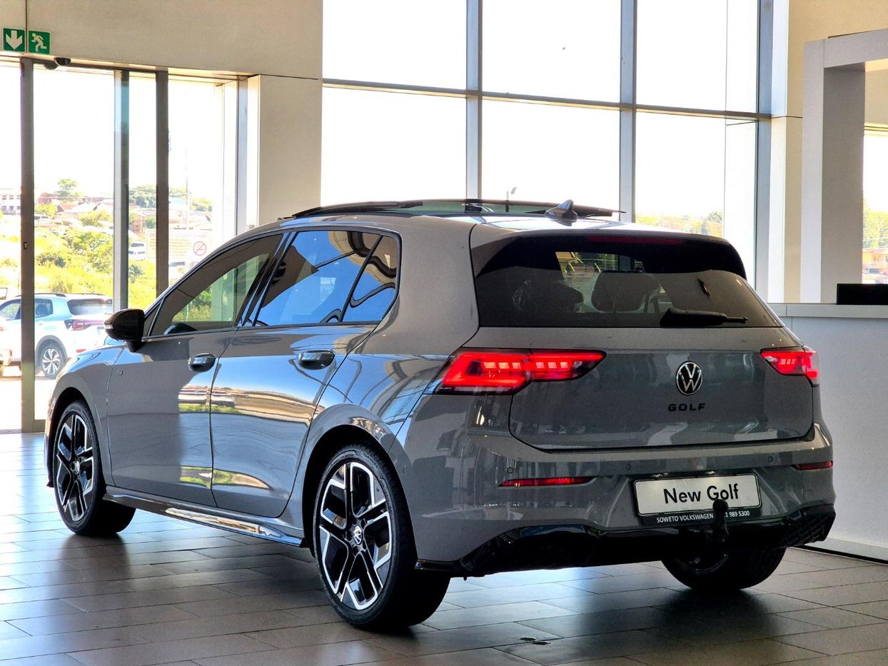 2025 Volkswagen VW Golf 8 1.4 TSi R-Line Plus Q2FyTGlzdGluZzo0NTgwNjA ...