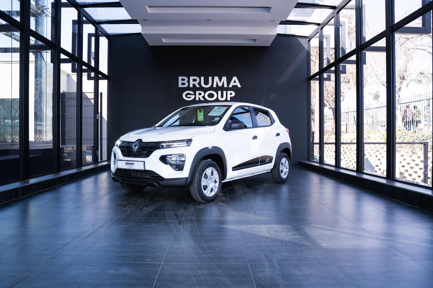 2023 Renault Kwid 1.0 Life 5 Door Q2FyTGlzdGluZzozMDg4NTM R144800 | Avo ...
