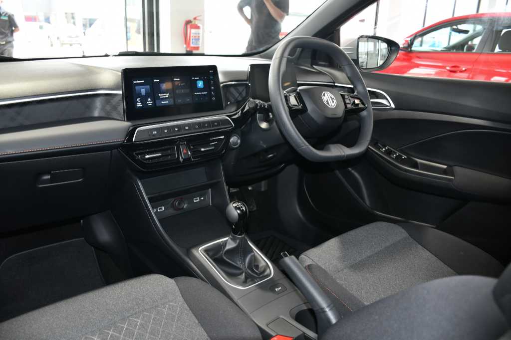 2025 MG MG3 1.5 Comfort Q2FyTGlzdGluZzo1OTQ4NDc R269900 | Avo Auto