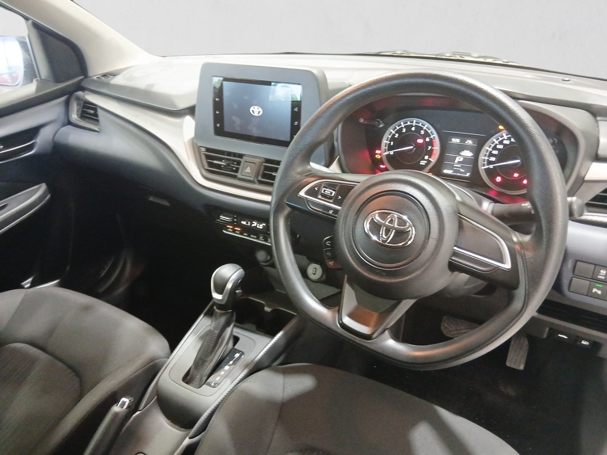 2024 Toyota Starlet 1.5 XS Auto Q2FyTGlzdGluZzo1ODM1MzQ R279900 | Avo Auto