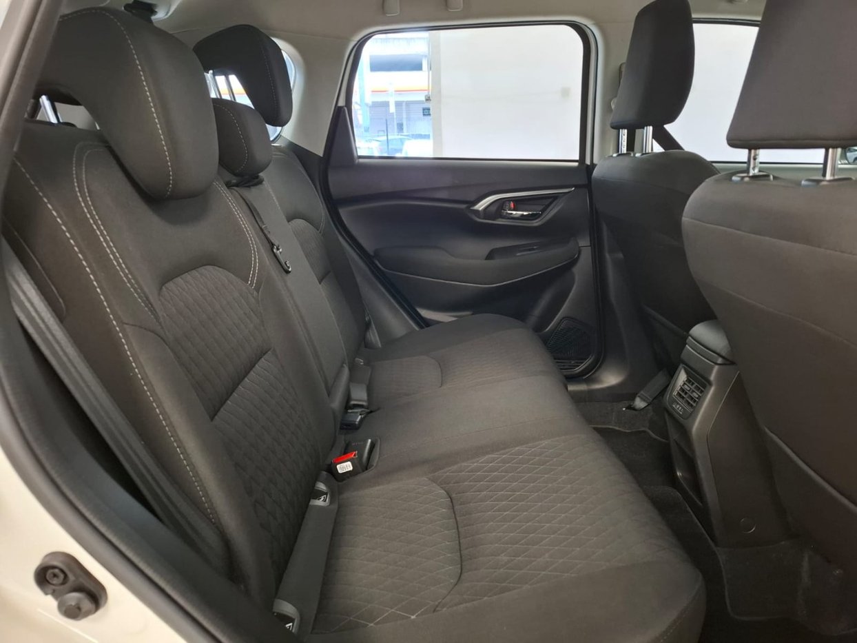 2024 Suzuki Grand Vitara 1.5 GL Q2FyTGlzdGluZzo1ODc4ODQ R304950 | Avo Auto