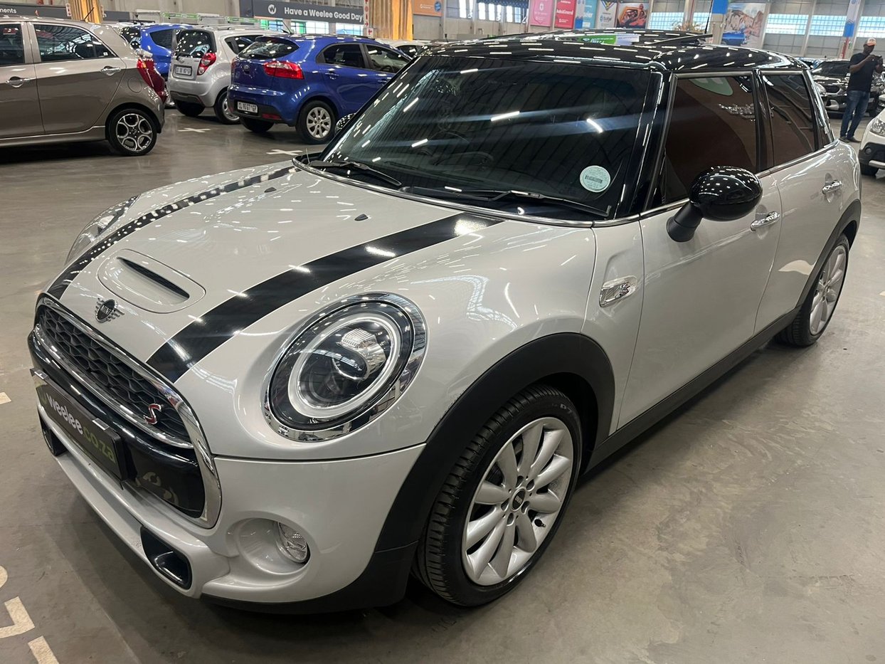 2019 MINI Cooper S Mark V 141 kW XU922 Steptronic 5 Doors ...