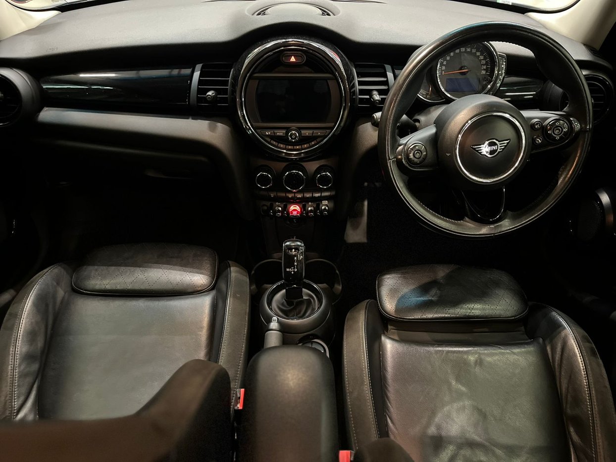 2019 MINI Cooper S Mark V 141 kW XU922 Steptronic 5 Doors ...