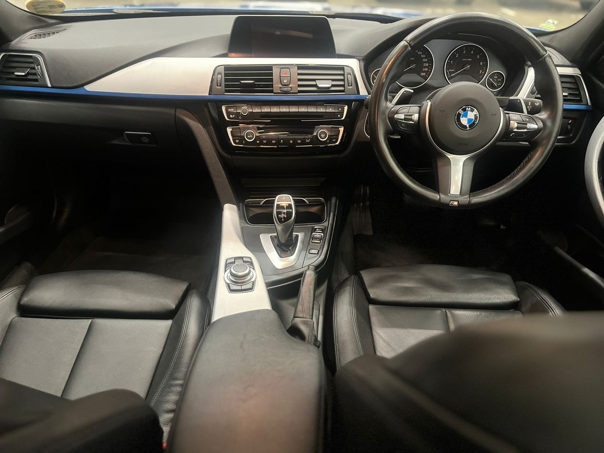 2017 BMW 320 - F30 320i F30 M-Sport Steptronic Q2FyTGlzdGluZzo1ODU0ODI ...