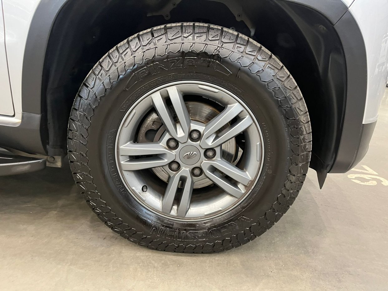 2020 Mahindra TUV 300 1.5TD MHawk 7 Seater Q2FyTGlzdGluZzo1ODg3Mjg ...