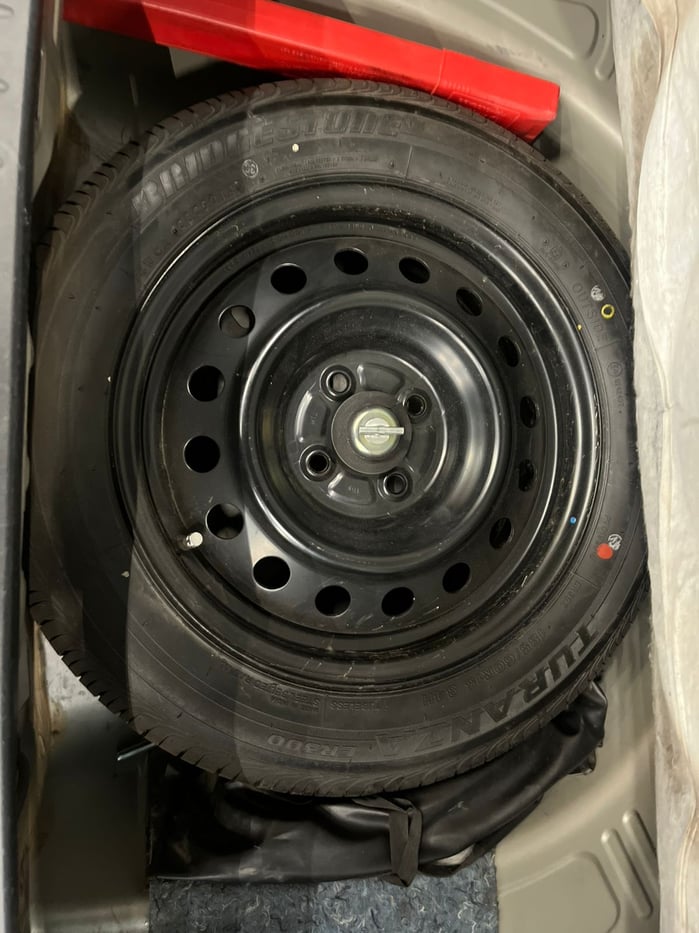 2015 Toyota Etios Cross 1.5 Xs Hatch Q2FyTGlzdGluZzo1OTc5OTI R127900 ...