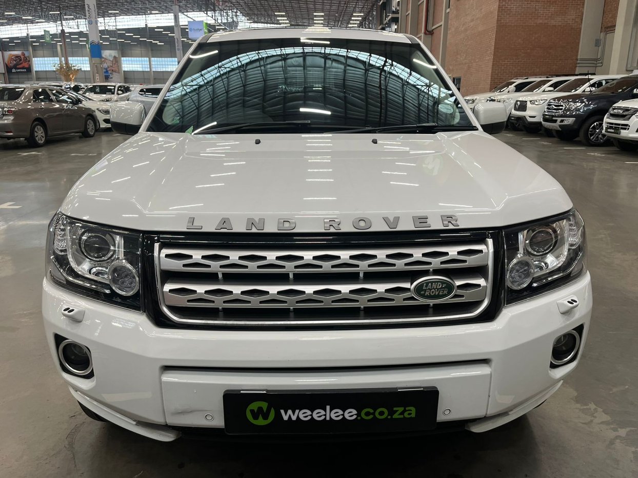 2015 Land Rover Freelander II 2.2 SD4 SE Auto Q2FyTGlzdGluZzo1OTY4OTE ...