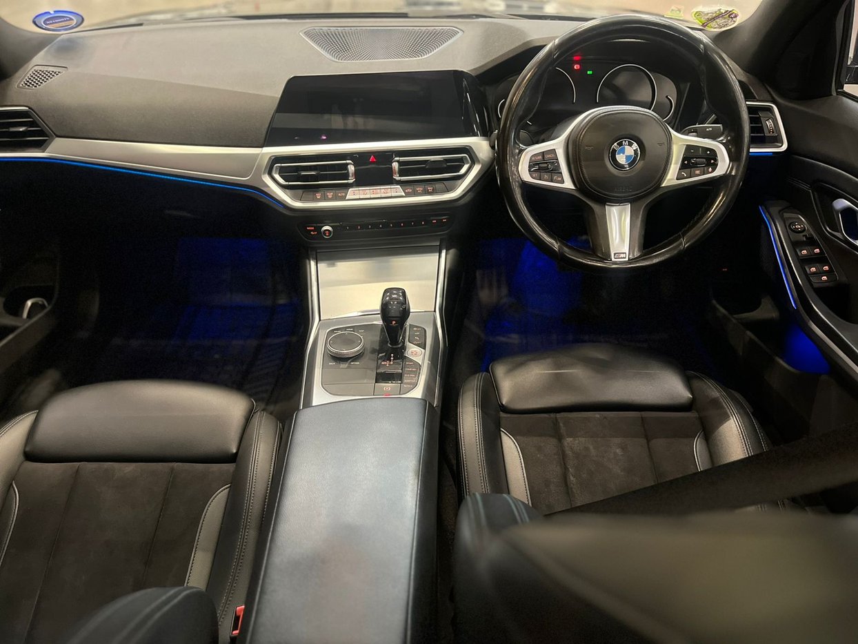 2020 BMW 320 - G20 320i G20 M-Sport Auto Q2FyTGlzdGluZzo2MDk4Mzk ...