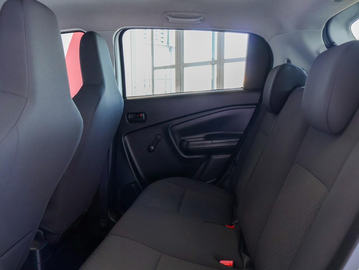 2024 Toyota Vitz 1.0 Q2FyTGlzdGluZzo1NDU1MTE R179990 | Avo Auto