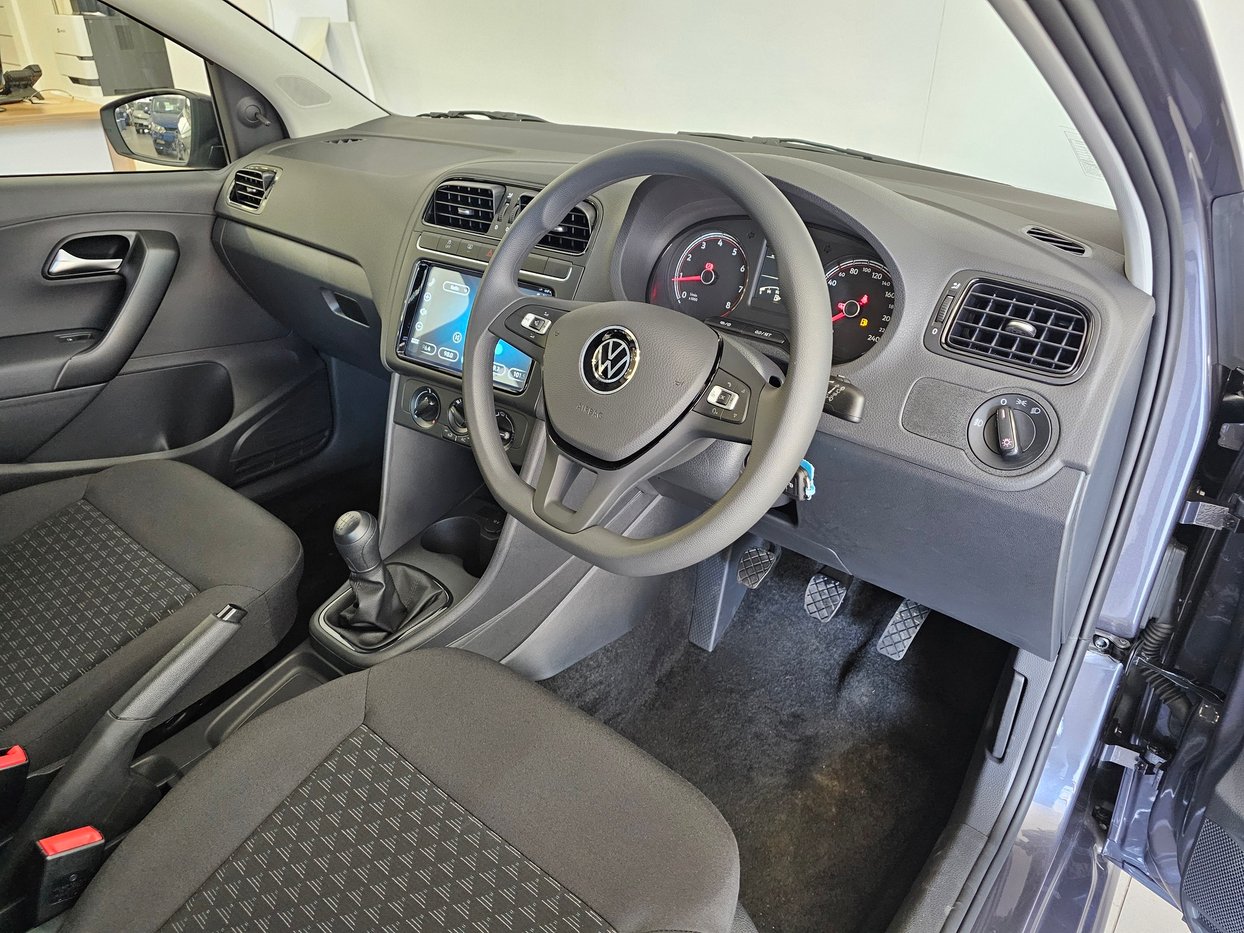 2025 Volkswagen VW Polo Vivo Hatch 1.4 Q2FyTGlzdGluZzo1NjU0NTg R281000 ...