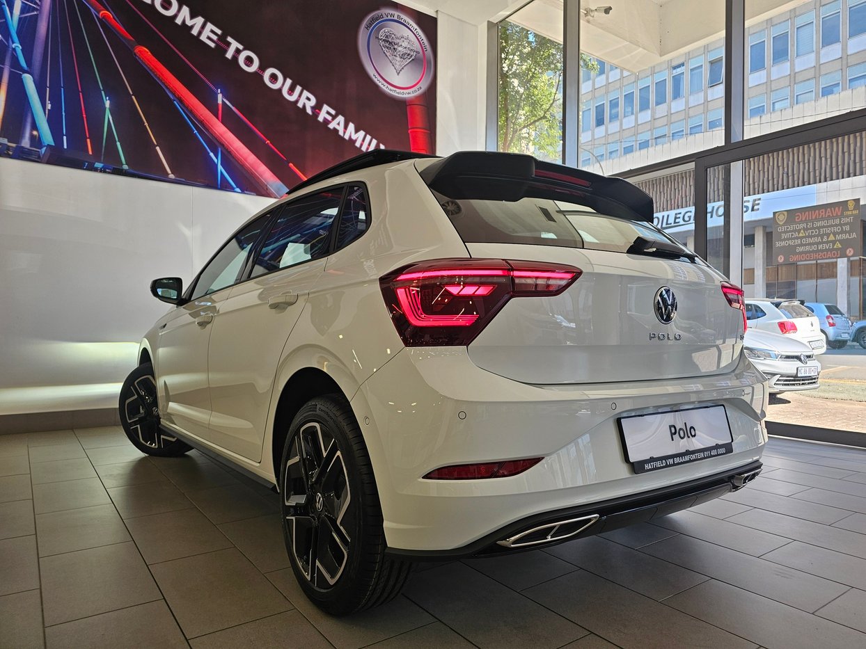 2025 Volkswagen VW Polo 1.0 TSi R-Line 85kW Q2FyTGlzdGluZzo1NzQzOTQ ...