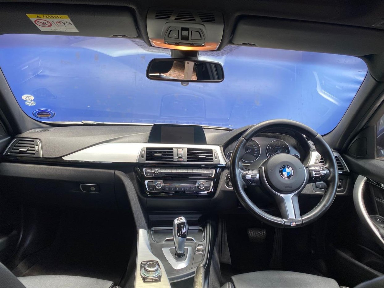 2017 BMW 320 - F30 320d F30 Auto Q2FyTGlzdGluZzo1NzgyMjQ R239900 | Avo Auto