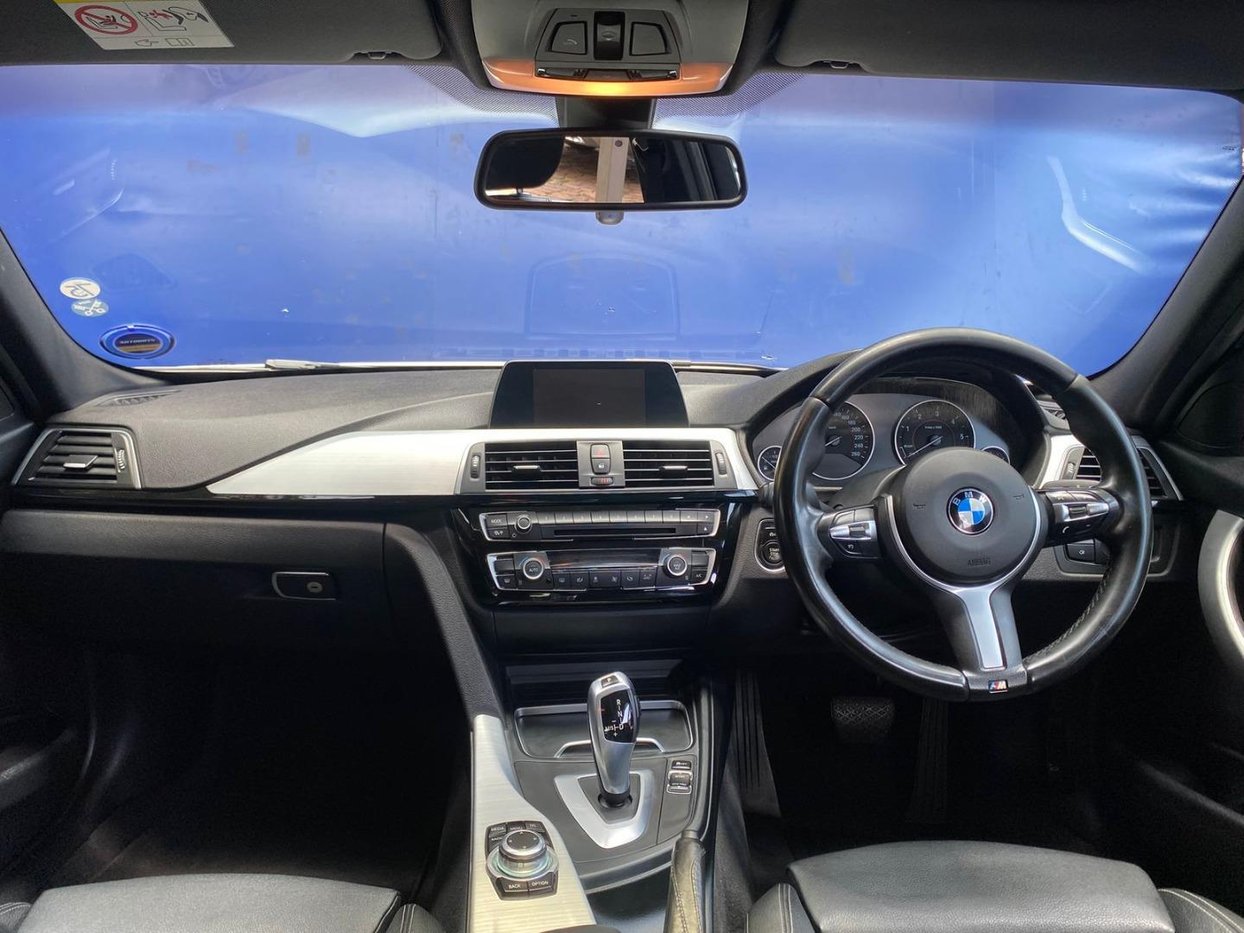 2017 BMW 320 - F30 320d F30 Auto Q2FyTGlzdGluZzo1NzgyMjQ R239900 | Avo Auto