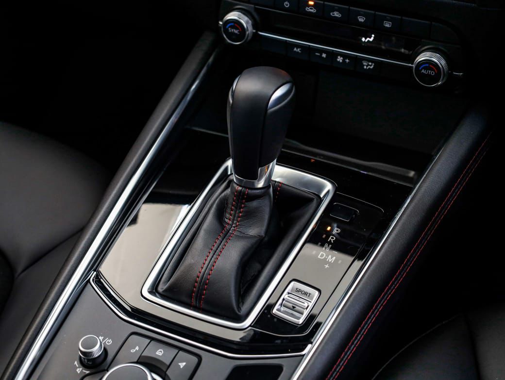 2024 Mazda CX-5 2.0 121 kW Carbon Edition Auto Q2FyTGlzdGluZzo1ODI1NDk ...