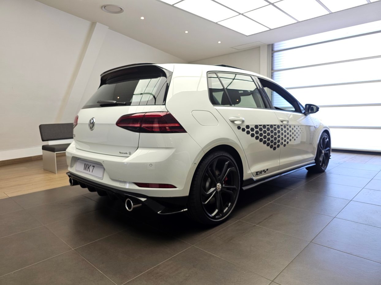 2021 Volkswagen VW Golf 7 GTI 2.0 TSI DSG TCR Q2FyTGlzdGluZzo1OTI2Njk ...