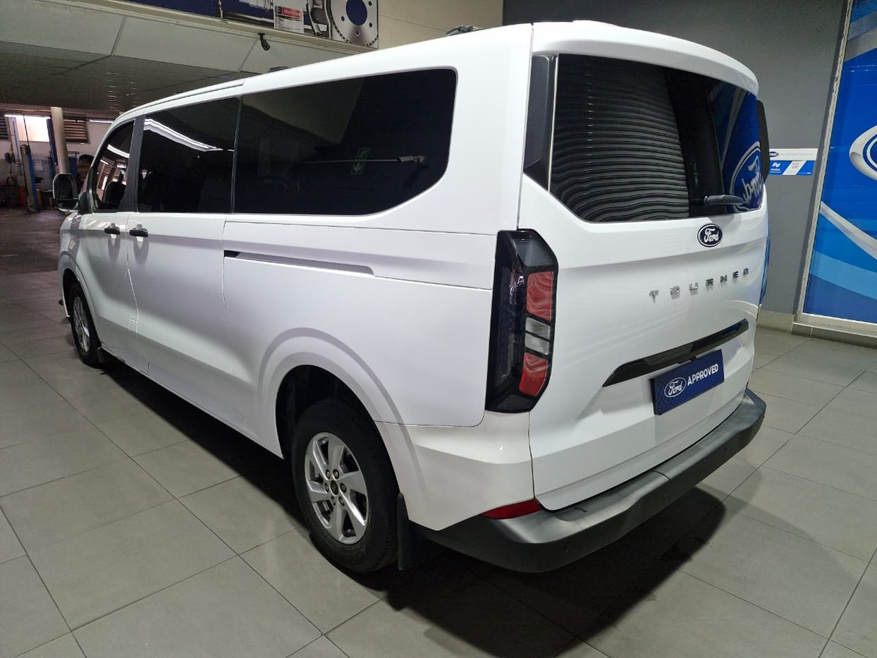 2024 Ford Tourneo 2.0 TDCi Custom Trend Auto 96 kW Q2FyTGlzdGluZzo1NzM3NzQ R859900 | Avo Auto