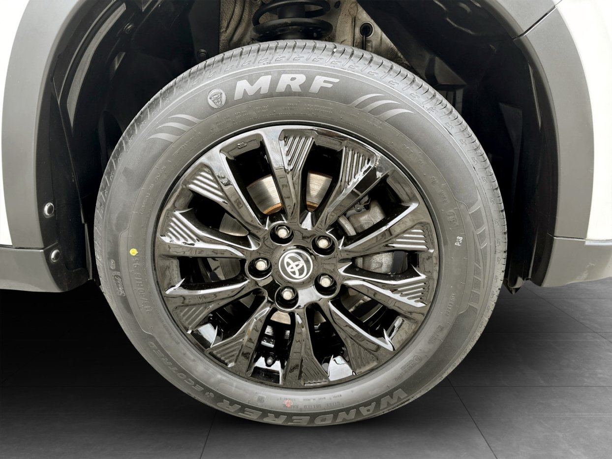 2022 Toyota Urban Cruiser 1.5 Xs Auto Q2FyTGlzdGluZzo1ODA4ODg R269900 ...