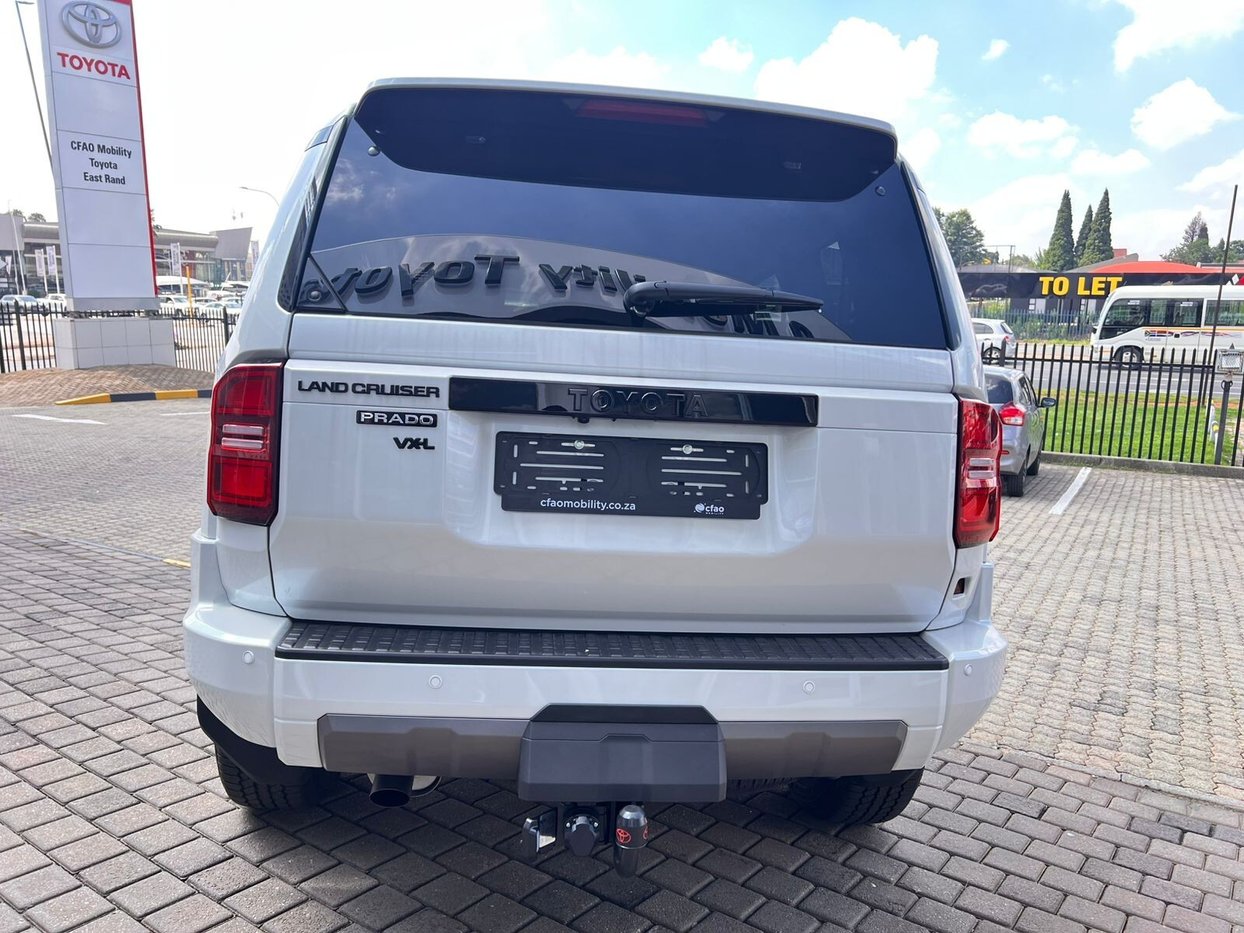 2025 Toyota Prado VX-L 2.8GD Auto Q2FyTGlzdGluZzo1ODQxNTI R1513300 ...