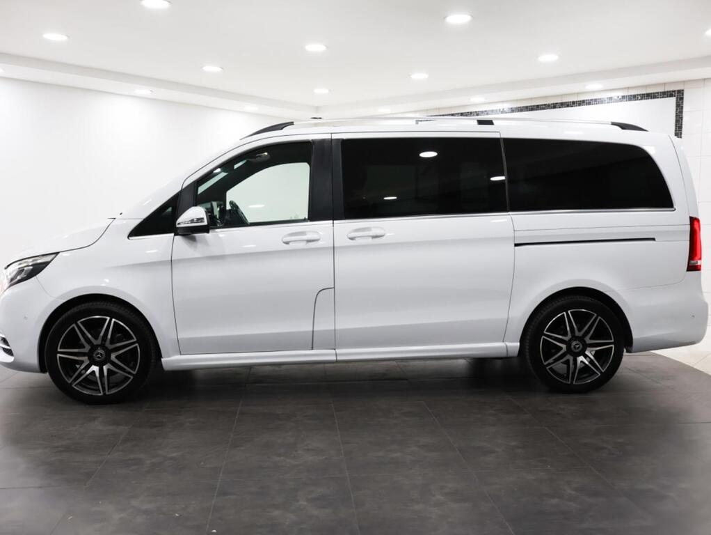 2020 Mercedes Benz V Class V250d Avantgarde Auto Q2FyTGlzdGluZzozNzM0NDE R1148888 | Avo Auto