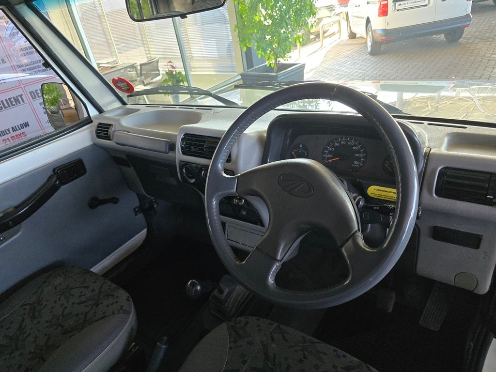 2016 Mahindra Bolero NEF Double Cab Q2FyTGlzdGluZzozMDMwMjE R149900 ...