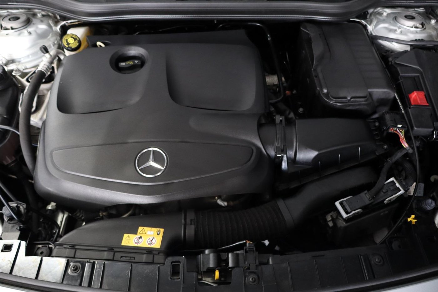 2019 Mercedes Benz GLA Class GLA 200 Auto Q2FyTGlzdGluZzo0MTU3MDk ...