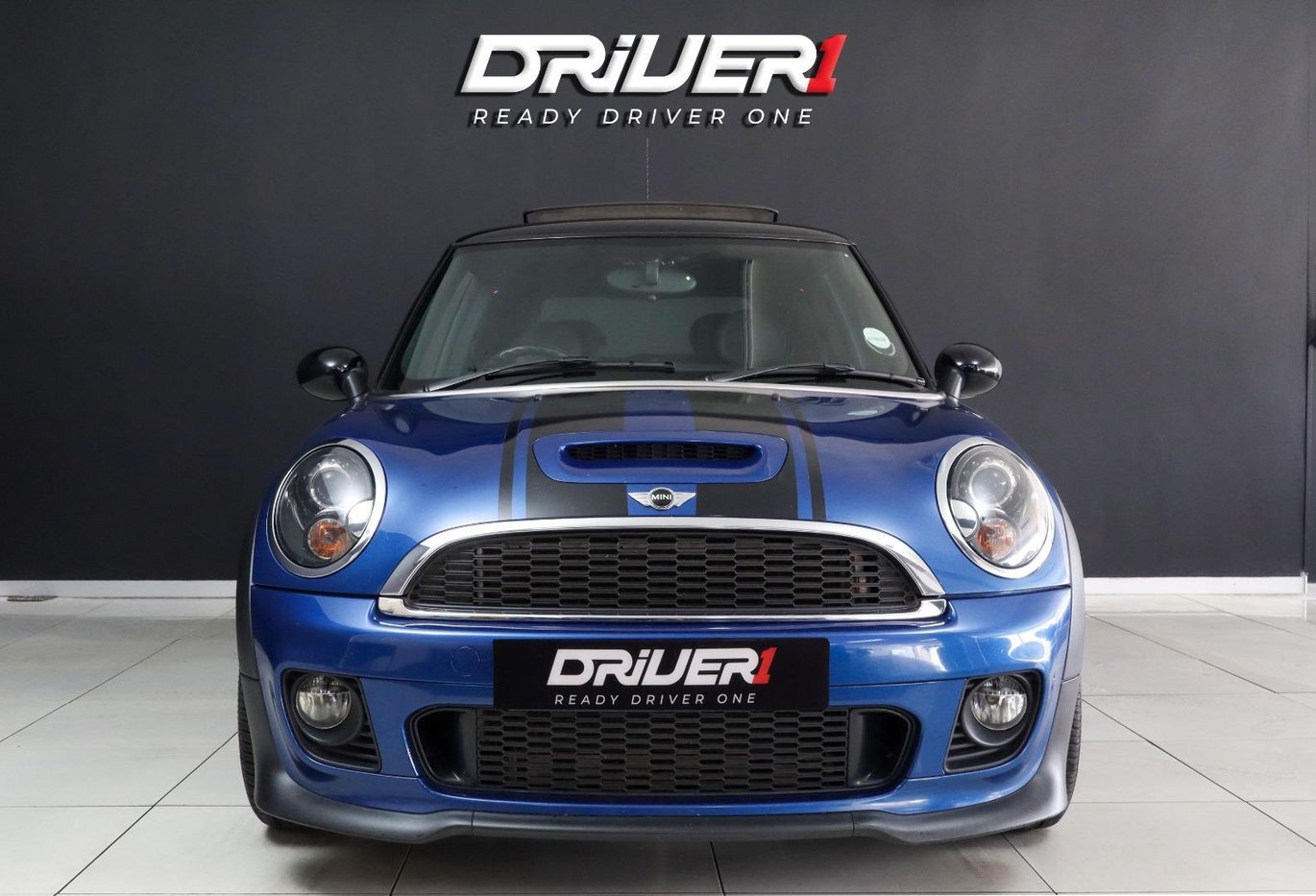 2014 MINI Cooper Mark III JCW Q2FyTGlzdGluZzo0ODAzNDc R219950 | Avo Auto