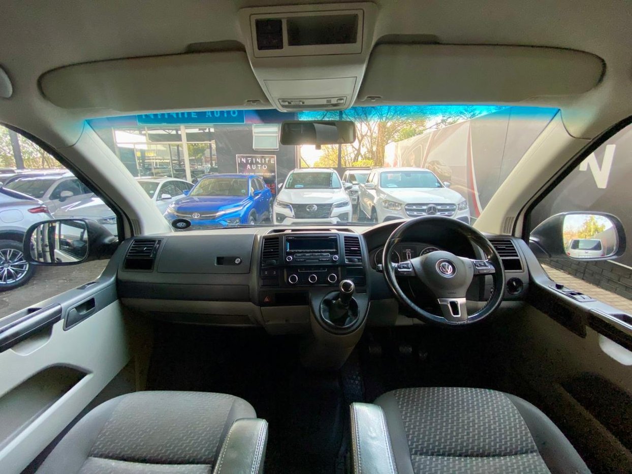 2014 Volkswagen VW Transporter T5 Crew Bus 2.0 BiTDi 132 kW LWB 4Motion ...