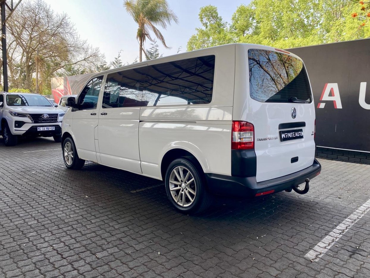 2014 Volkswagen VW Transporter T5 Crew Bus 2.0 BiTDi 132 kW LWB 4Motion ...