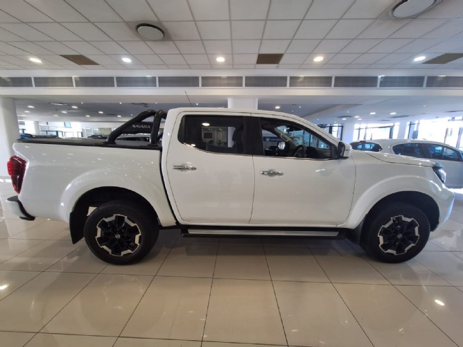 2024 Nissan Navara 2.5 DDTi LE Double Cab 4x4 Q2FyTGlzdGluZzo1NzI1MDc ...