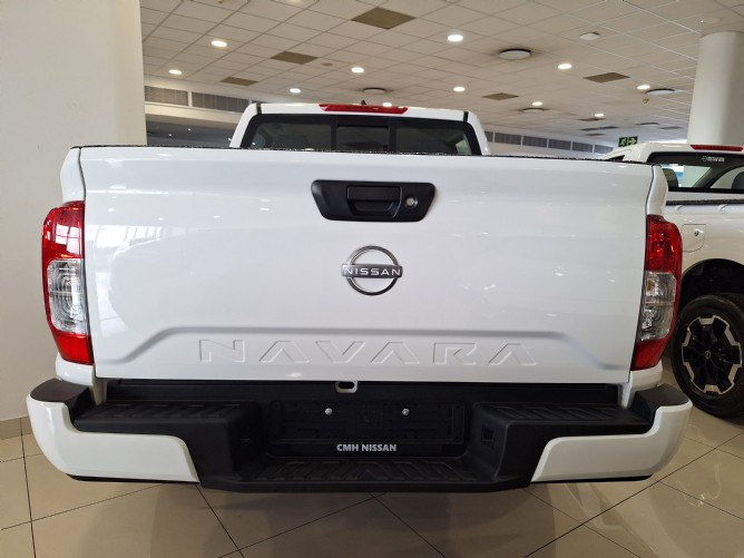 2026 Nissan Navara 2.5 DDTi SE Plus Double Cab Auto ...