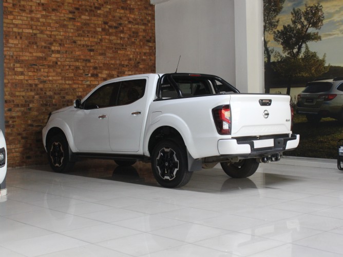 2022 Nissan Navara 2.5 DDTi LE Double Cab 4x4 Q2FyTGlzdGluZzoyNzg5OTE ...