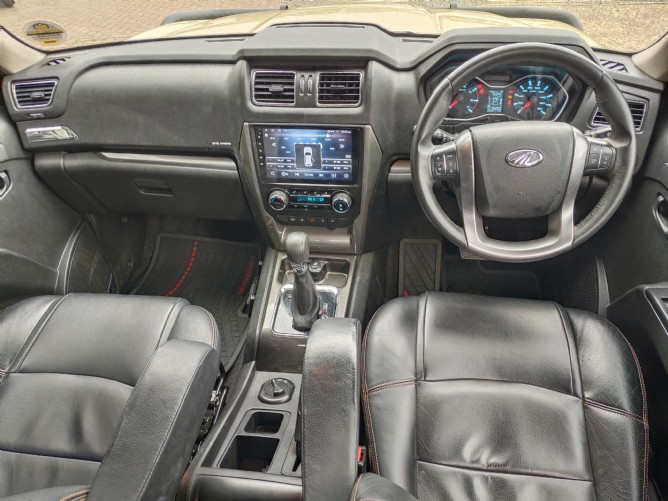 2023 Mahindra Scorpio Pik-Up mHawk S11 Dawn Double Cab 4x4 Auto ...