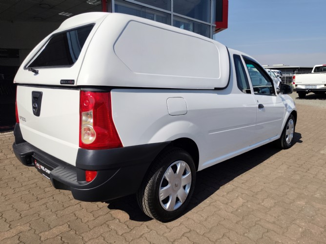 2023 Nissan NP 200 NP200 1.6i Pack Q2FyTGlzdGluZzozMDM3OTU R229900 ...