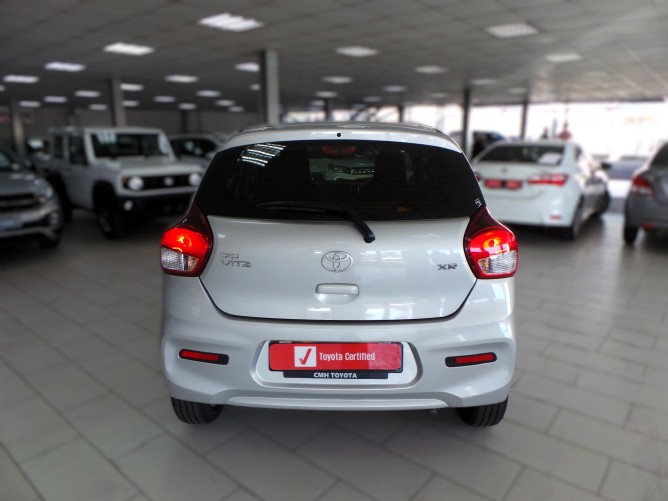2024 Toyota Vitz 1.0 XR Auto Q2FyTGlzdGluZzoyNjAxOTY R241800 | Avo Auto